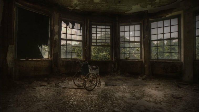 The Most Haunted and Creepy Photos of Abandoned Places - PINZOR